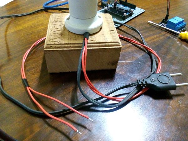 Como ligar uma lâmpada no Arduino Uno